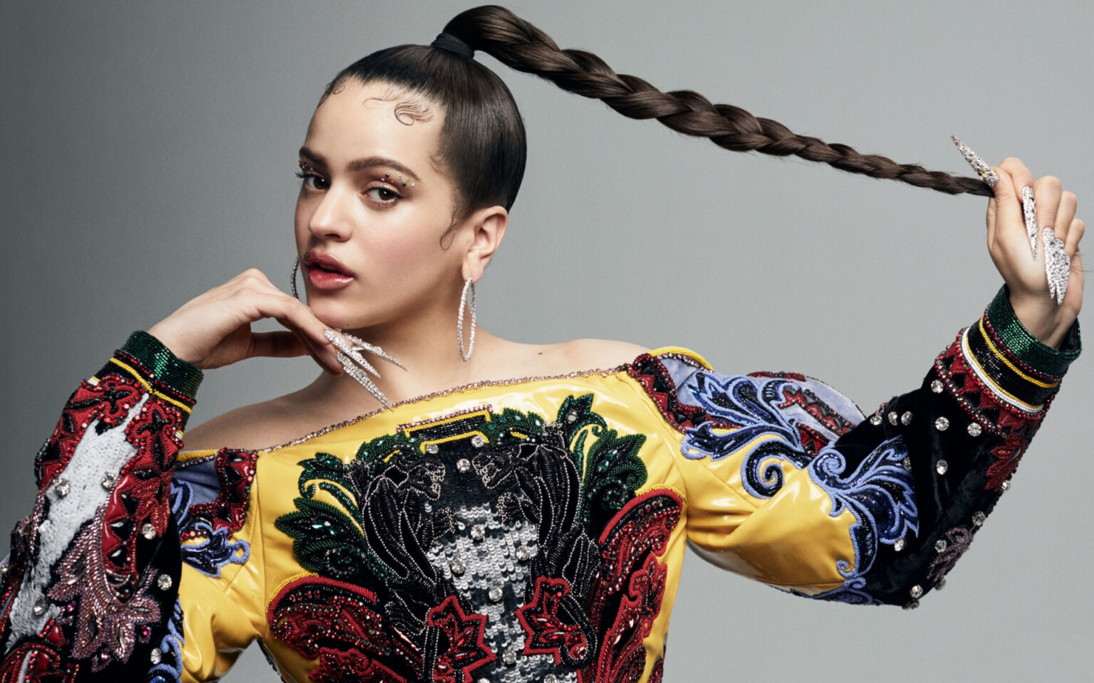 Rosalía usa tecnologias em vídeo para show com cara de TikTok – 8 ...